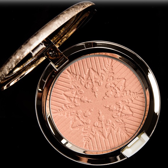 MAC Cosmetics | Makeup | Mac Cosmetics Limited Edition Highlighter ...